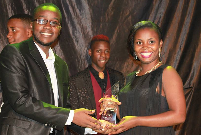 SHAME! ROGER MUGISHA PAID 5,000 FOR MCING - Campus Bee