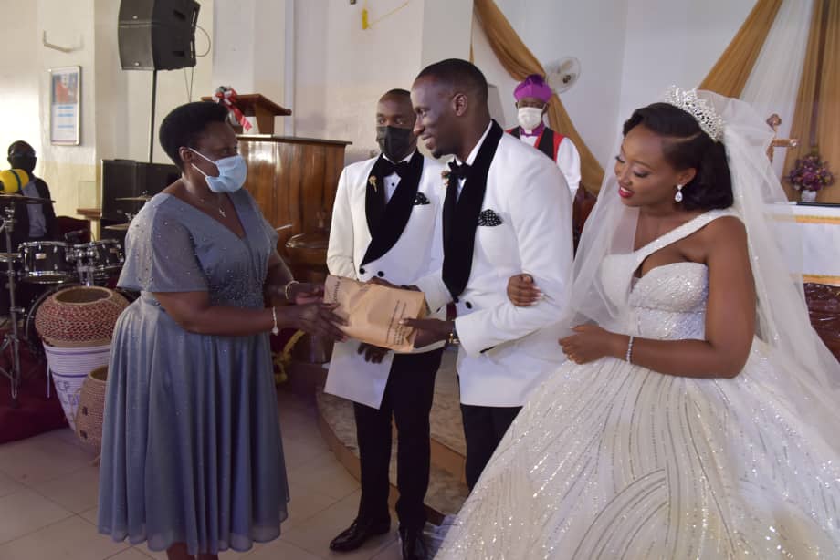 PHOTOS: Mike Mukula’s Son Weds MUBS Student - Campus Bee
