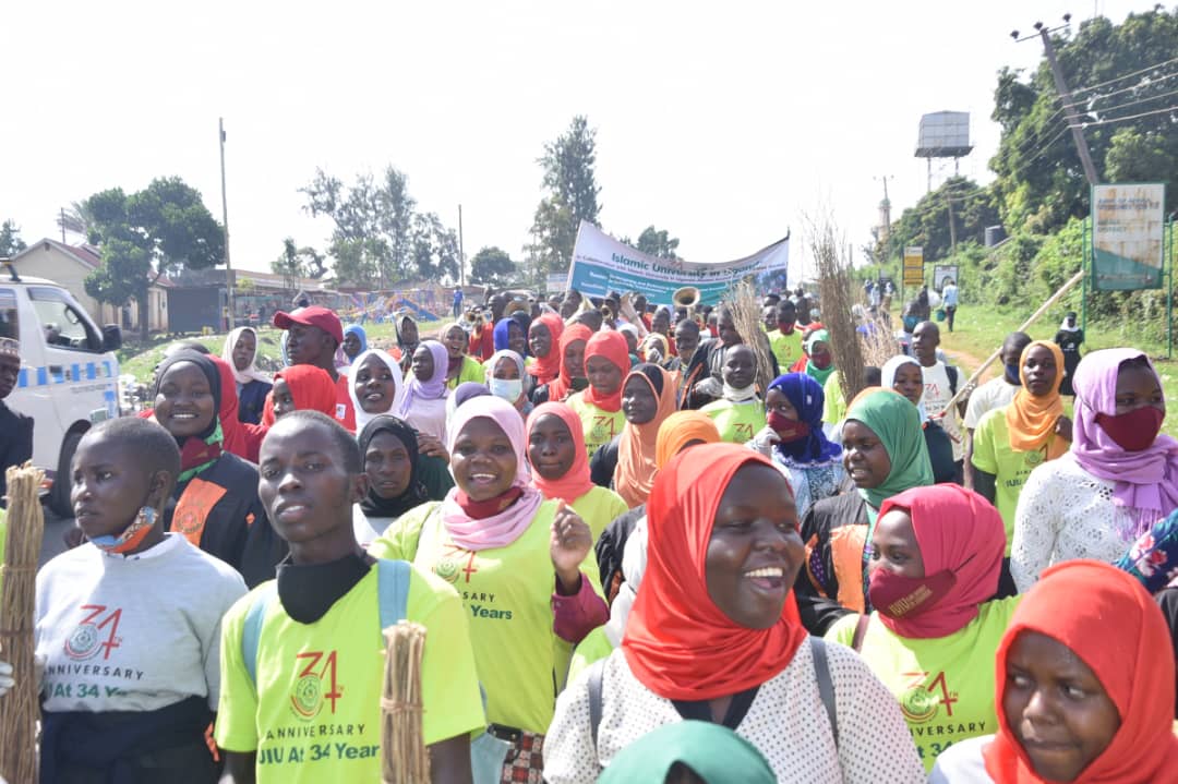 PICTURES: IUIU Celebrates 34th Anniversary of Academic Excellence ...