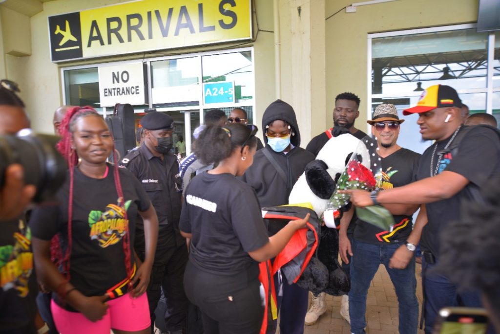 UgandaAt60: Nigeria's Rema Arrives in Uganda Ahead of Afropalooza ...