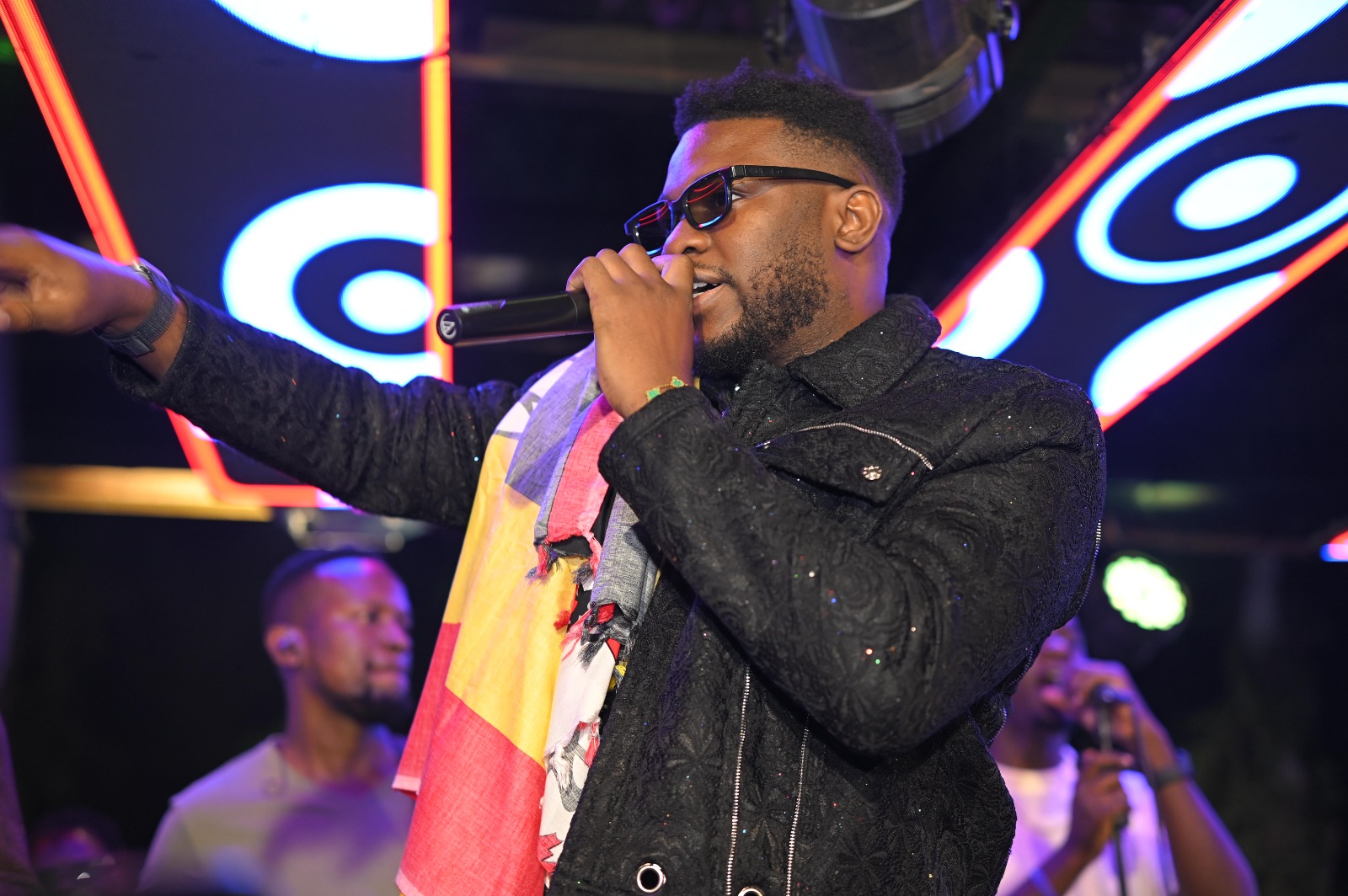 Nonso Amadi Delivers Unforgettable Performance at Singleton's ‘The Big Meeting’ - Campus Bee