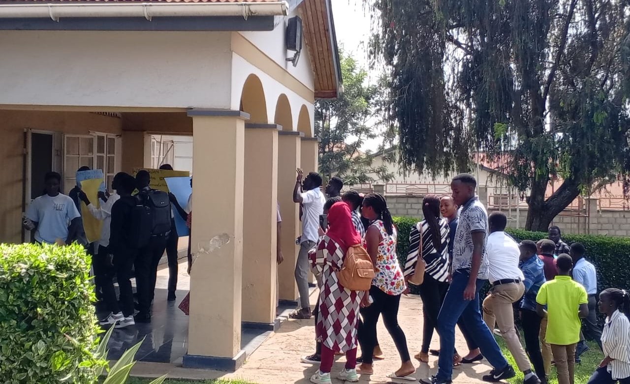 MUST Students Protest New 'Unfair' Recess Policy - Campus Bee